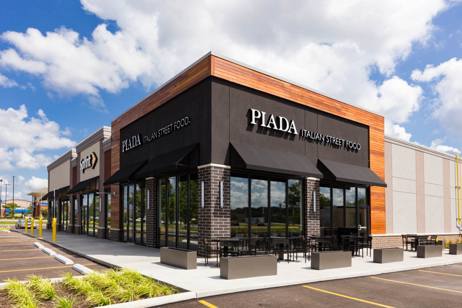 Retail Architecture | The Shoppes at Parma | Bowen